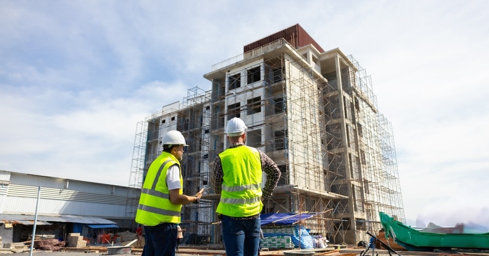 UK construction: fragile confidence in a sector awash with rising costs ...